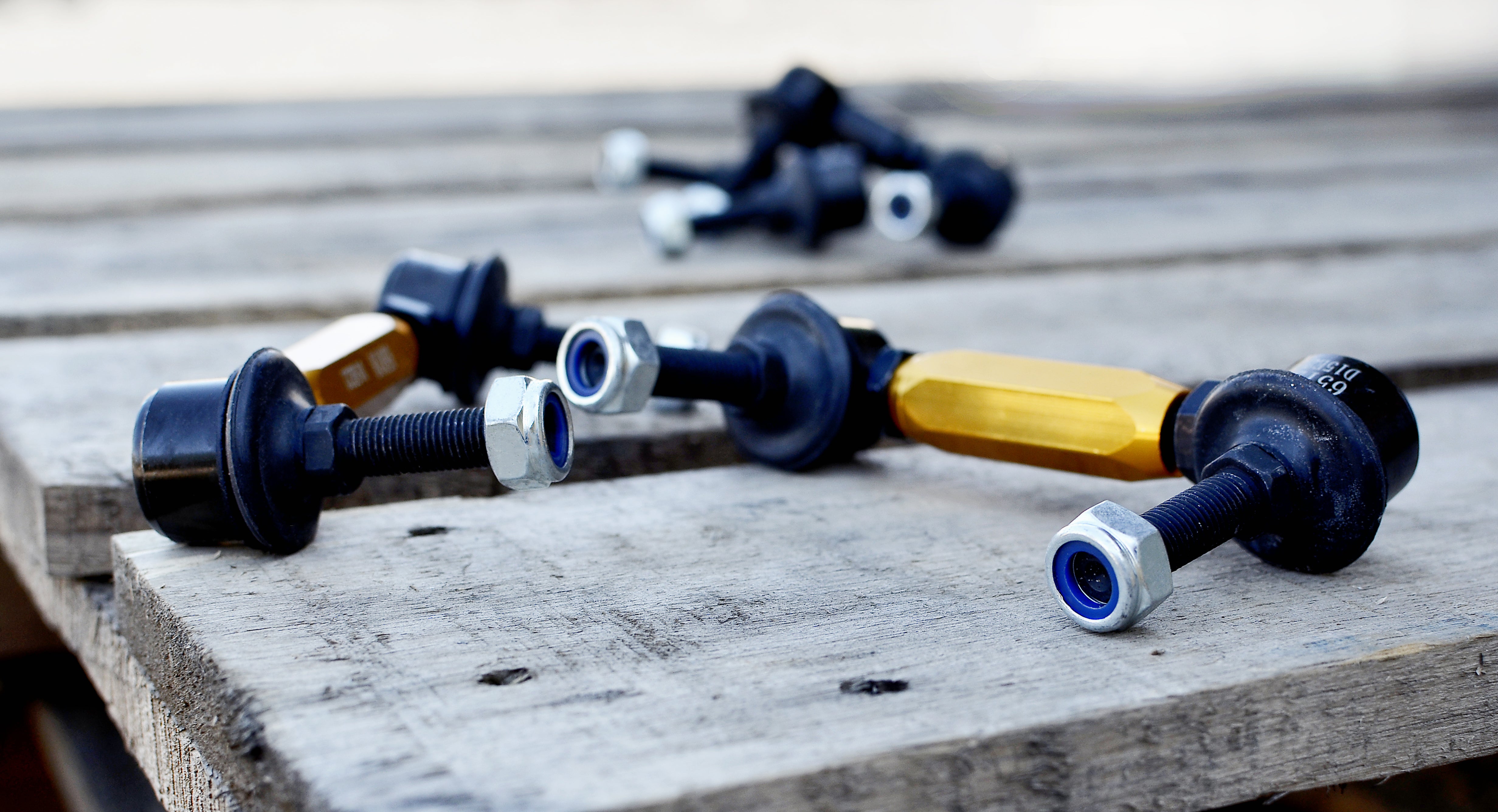 Whiteline Drop Links & Drop Link Kits - Sway Bar Link Kits – Whiteline USA